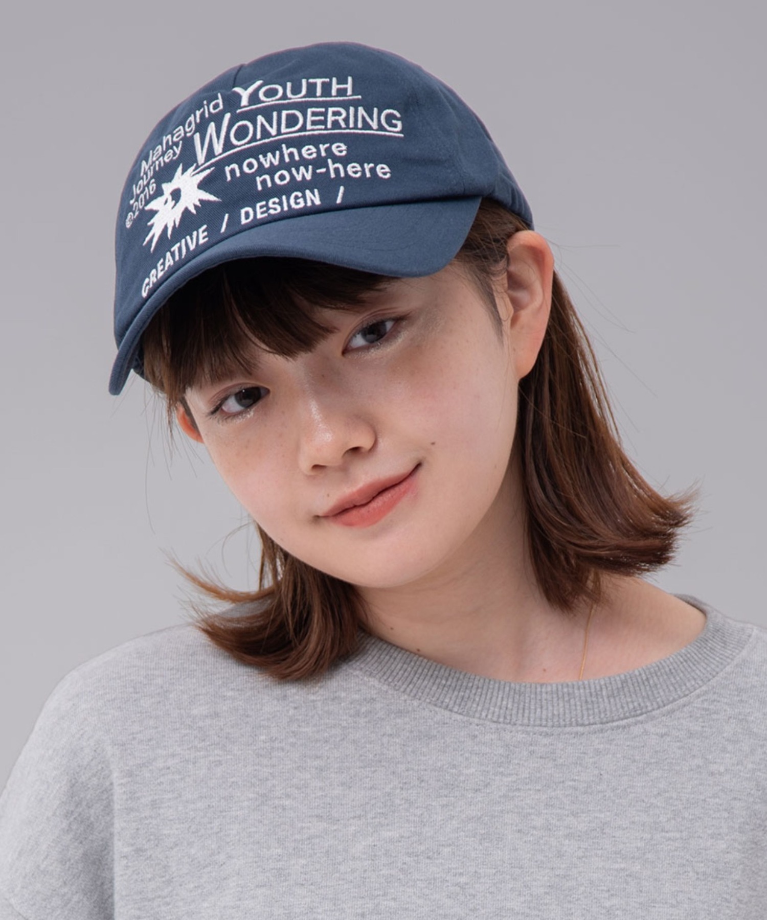 『mahagrid/マハグリッド』 GOTHIC TYPO CAP/ゴシックタイポキャップ mahagrid│A'GEM/9×.KOM【公式 ...