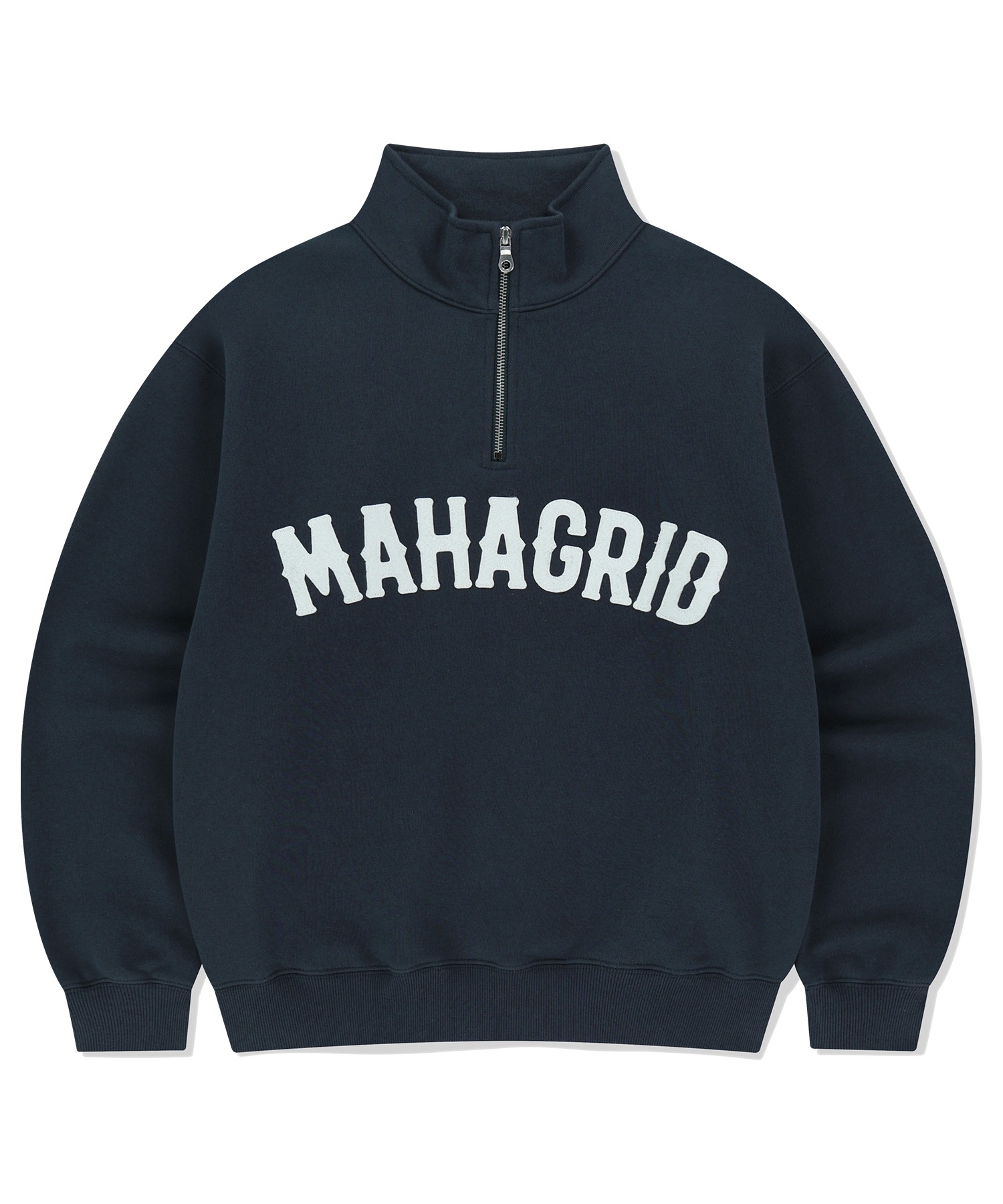 『mahagrid/マハグリッド』 ARCH LOGO APPLIQUE HALF ZIP-UP SWEATSHIRT/アーチロゴアプリケー ...