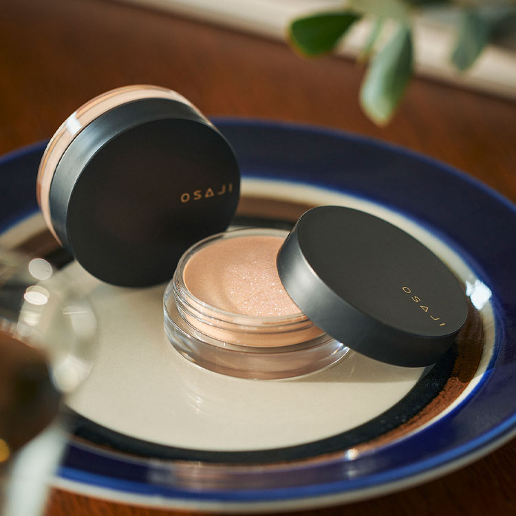 OSAJI｜オサジのトピックス「【5/8発売】肌印象を光でエフェクトしてニュアンスを変えるバームタイプのコンシーラー」 - ZOZOTOWN
